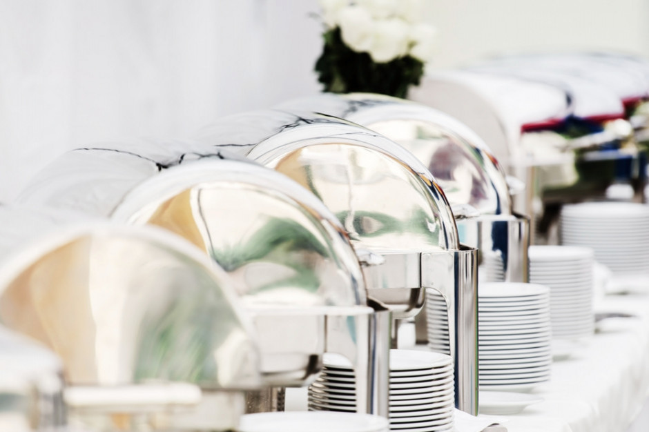 Sodexo po kampanii Open Wing Alliance poprawia warunki chowu kurczaków ...