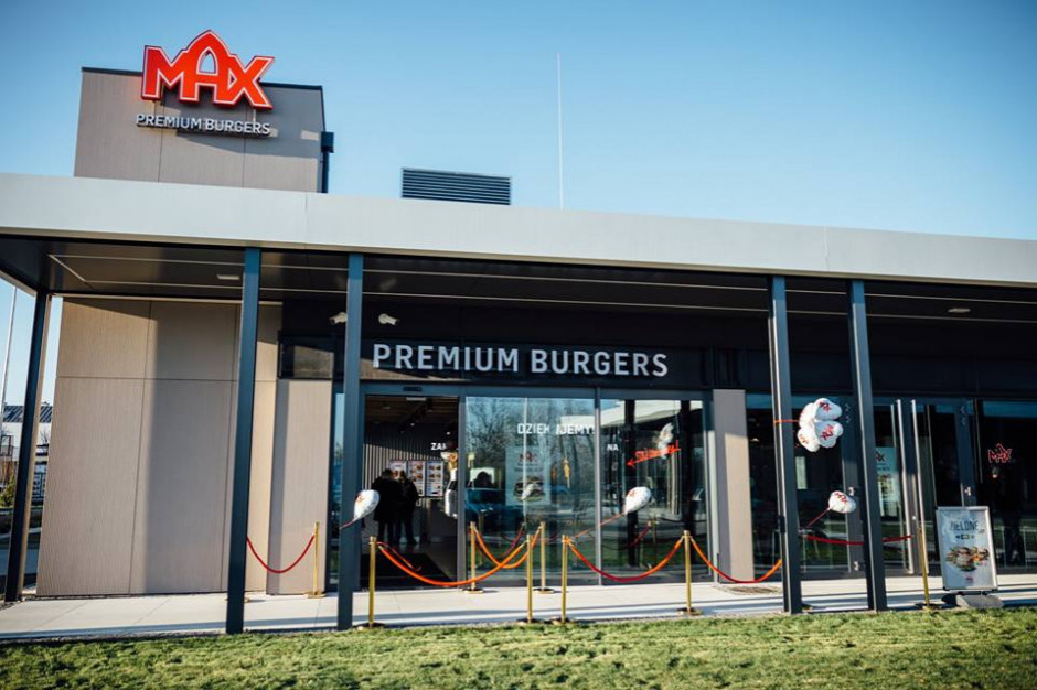 MAX Premium Burgers: Średnia wartość zamówienia w dostawie jest ...