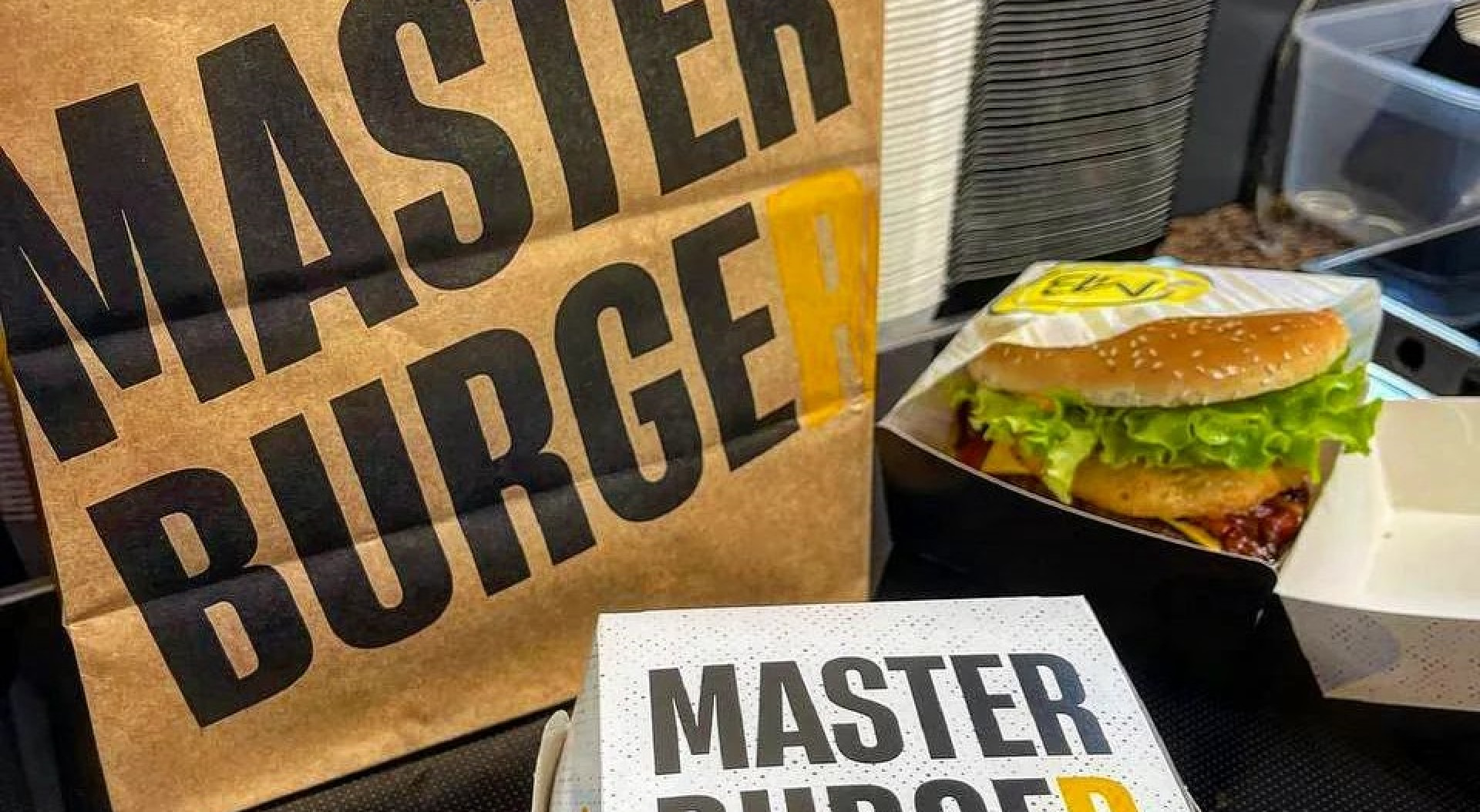 Master Burger otwiera swój pierwszy lokal w Polsce. I to w Warszawie