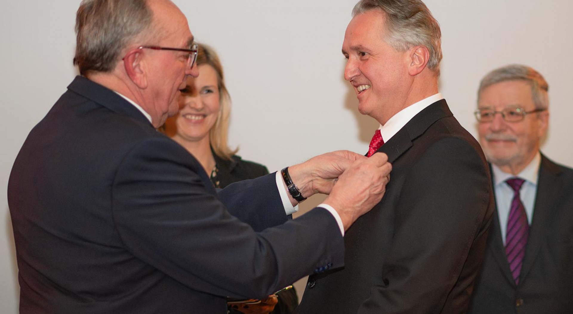 Alexander Orlowski otrzymał odznakę honorową „Za zasługi dla ...