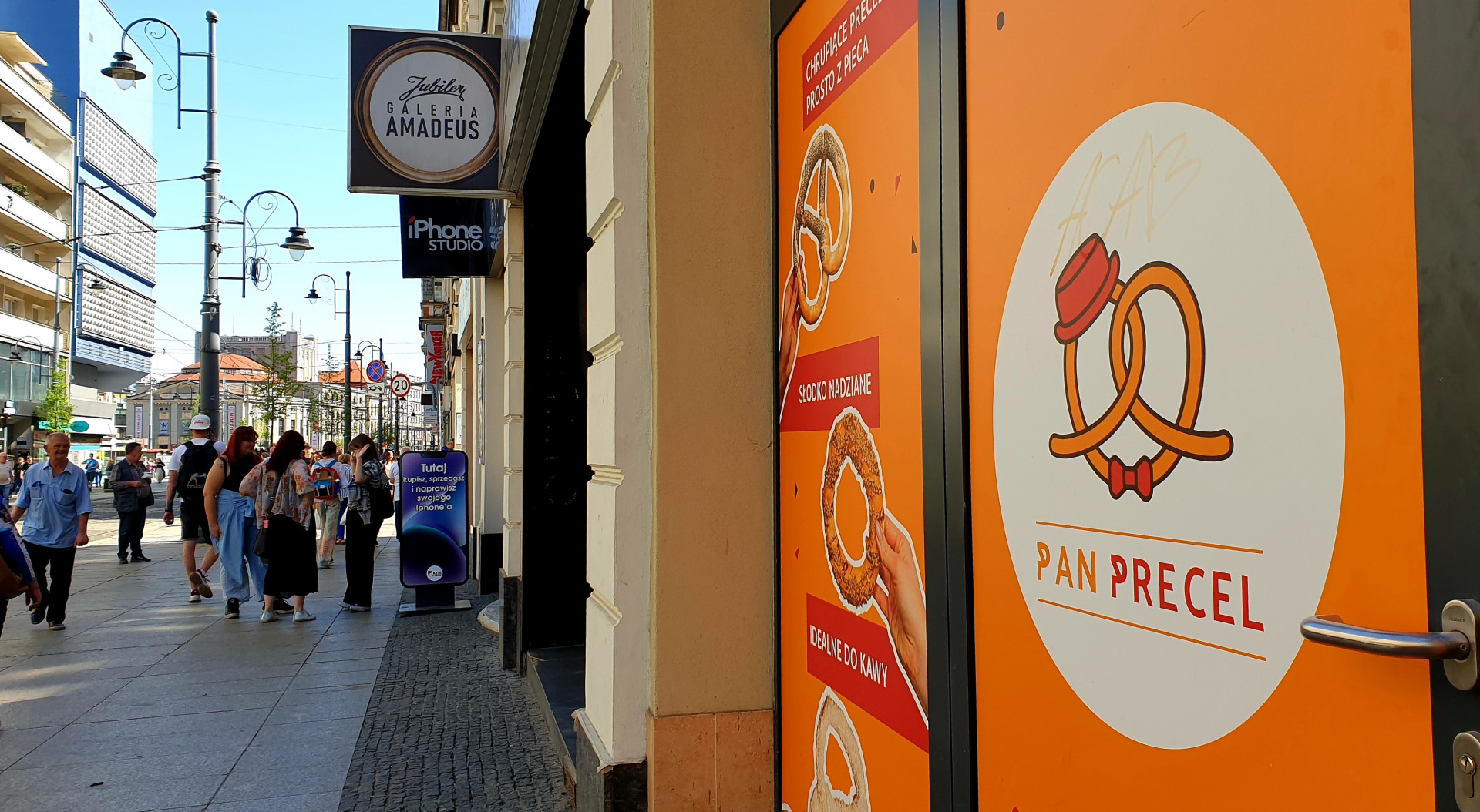 Pan Precel wchodzi do Katowic od razu na główną ulicę. Kiedy otwarcie?