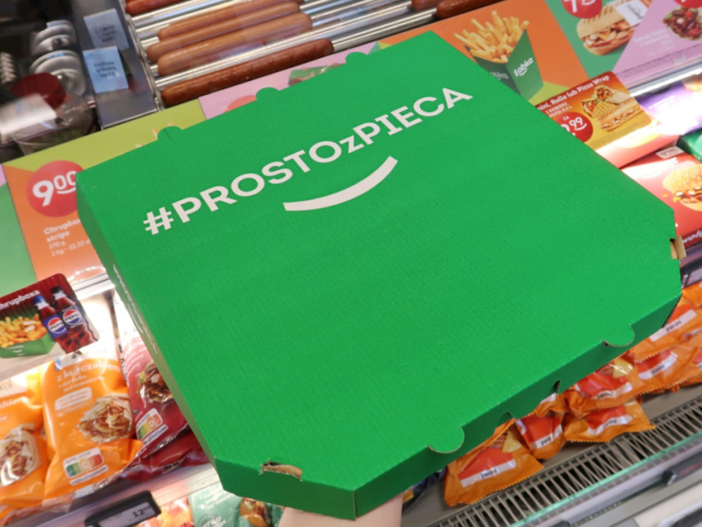 Żabka jak pizzeria? Margherita i Pepperoni Prosto z Pieca