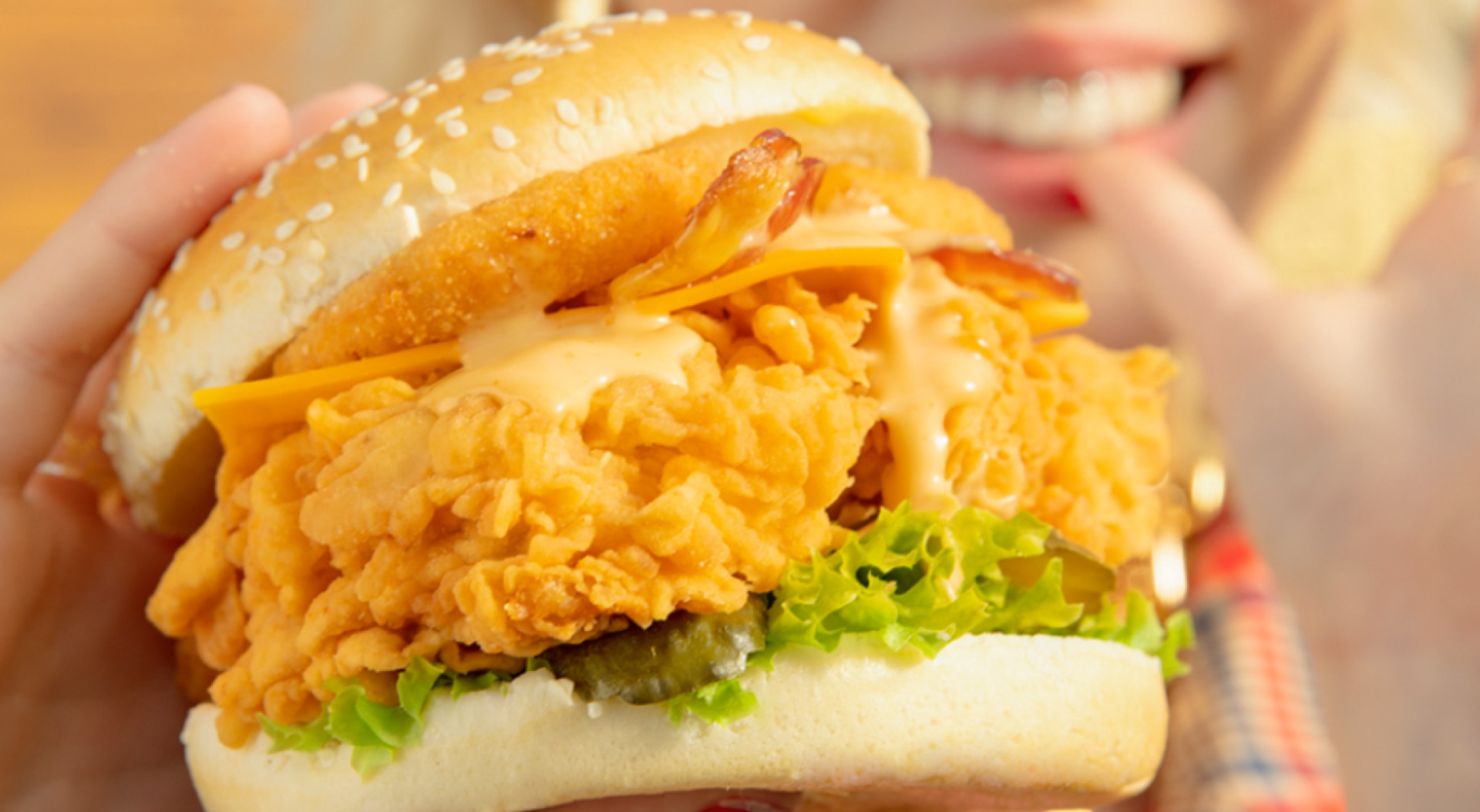KFC zaczyna jesień płynnym złotem. Kentucky Gold powraca do menu