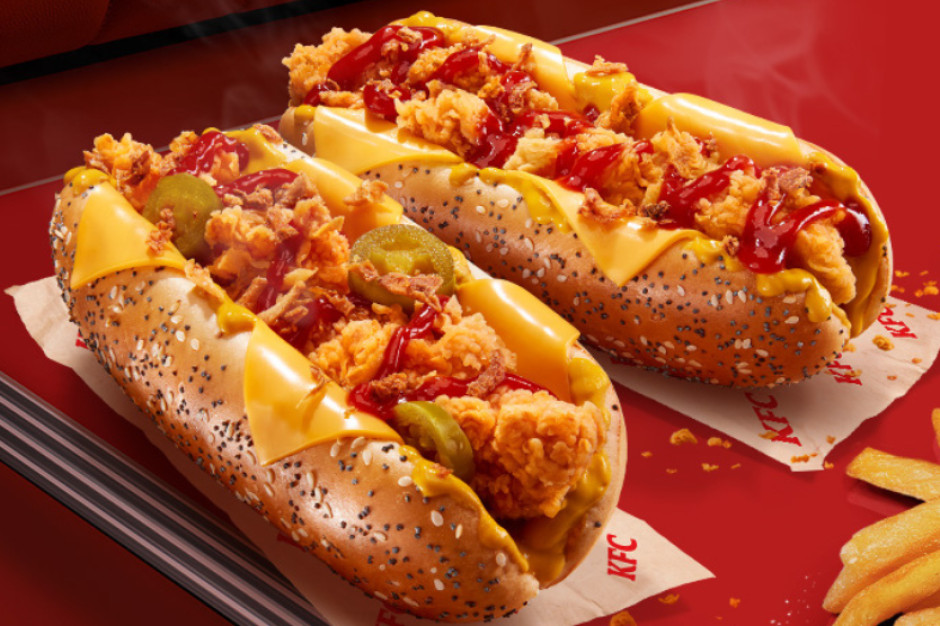 Limitowany hot dog KFC od piątku w sprzedaży. Z kurczakiem czy z kiełbaską?