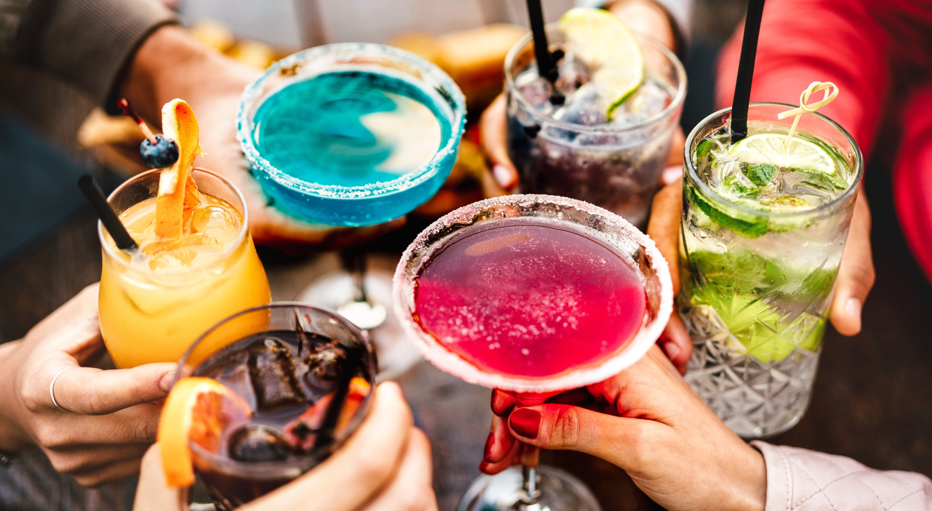 Popularne drinki i napoje znikną z menu. Trafiły na czarną listę rządu
