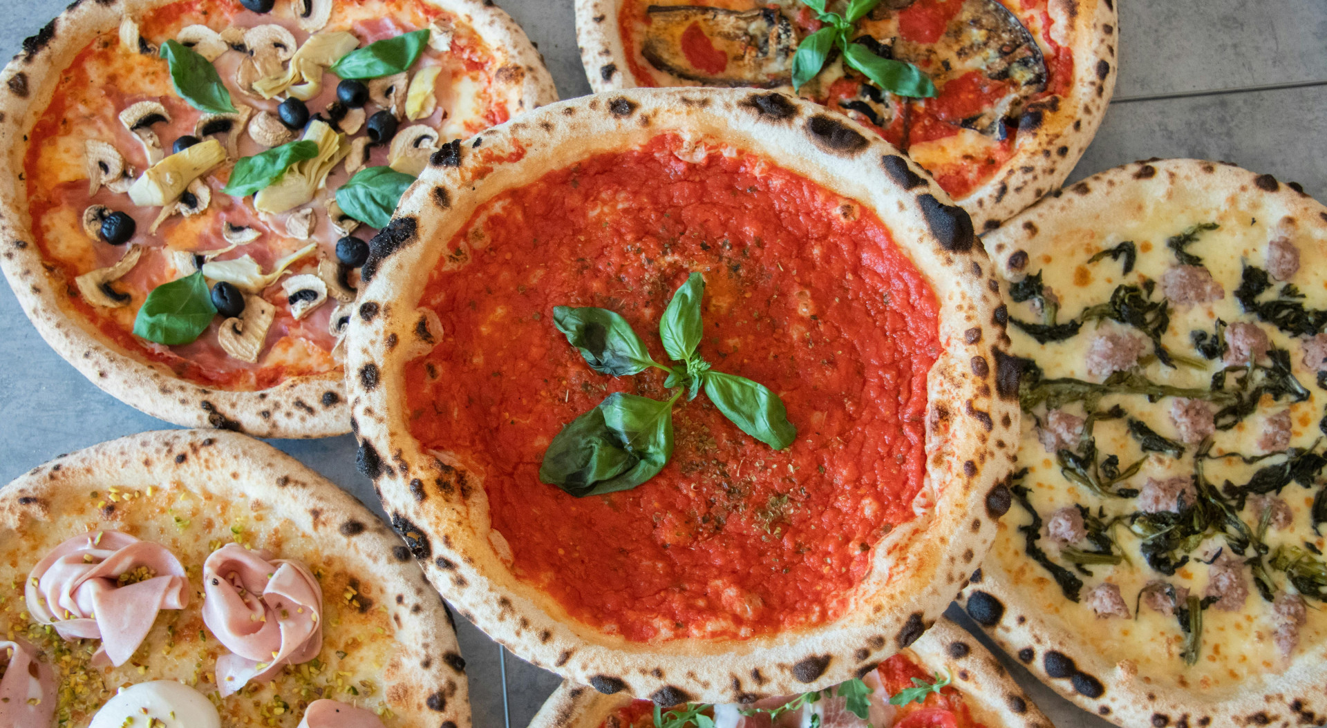 Oto najstarsza pizza świata. Jej nazwa zmyliła już miliony